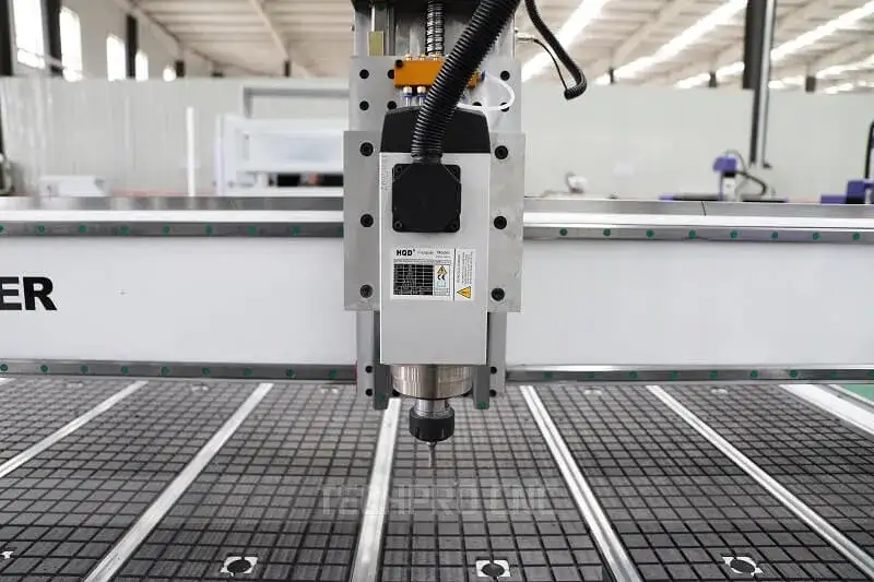 Affordable 4x8 CNC Wood Router TPM1325 for Sale - TECHPRO®